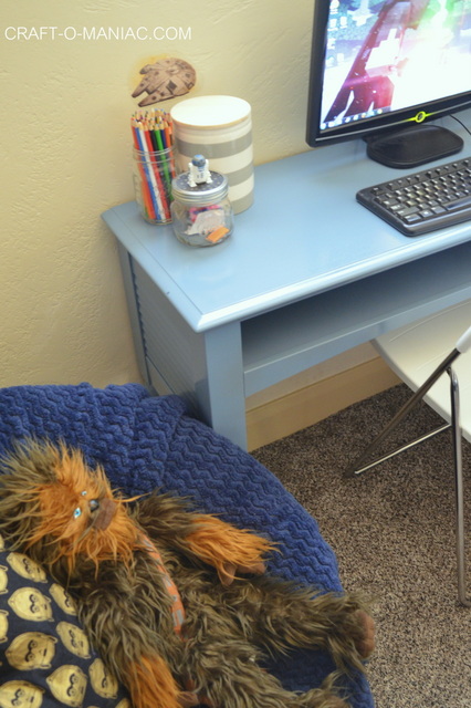 DIY Spray Painted Boys Desk - 700 N COTTAGE