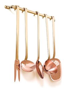 5 Easy Hacks for Cleaning Copper Utensils within Minutes - 700 N COTTAGE